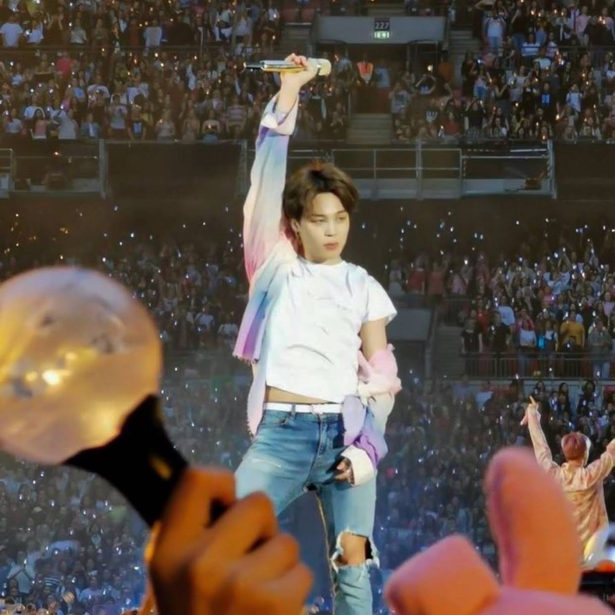 Post from Jimin ‘s Shoulder