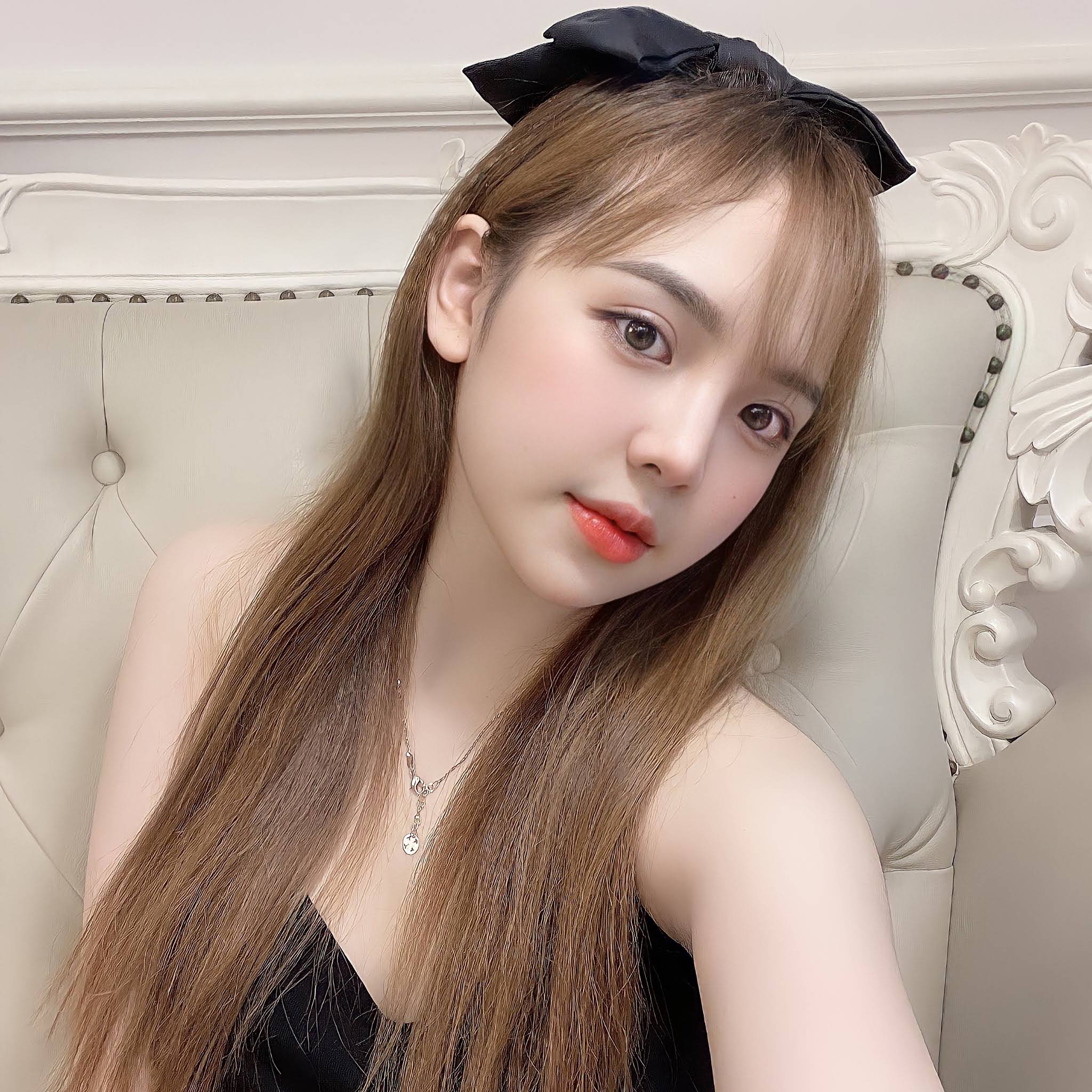 Post from Hot Douyin Studios