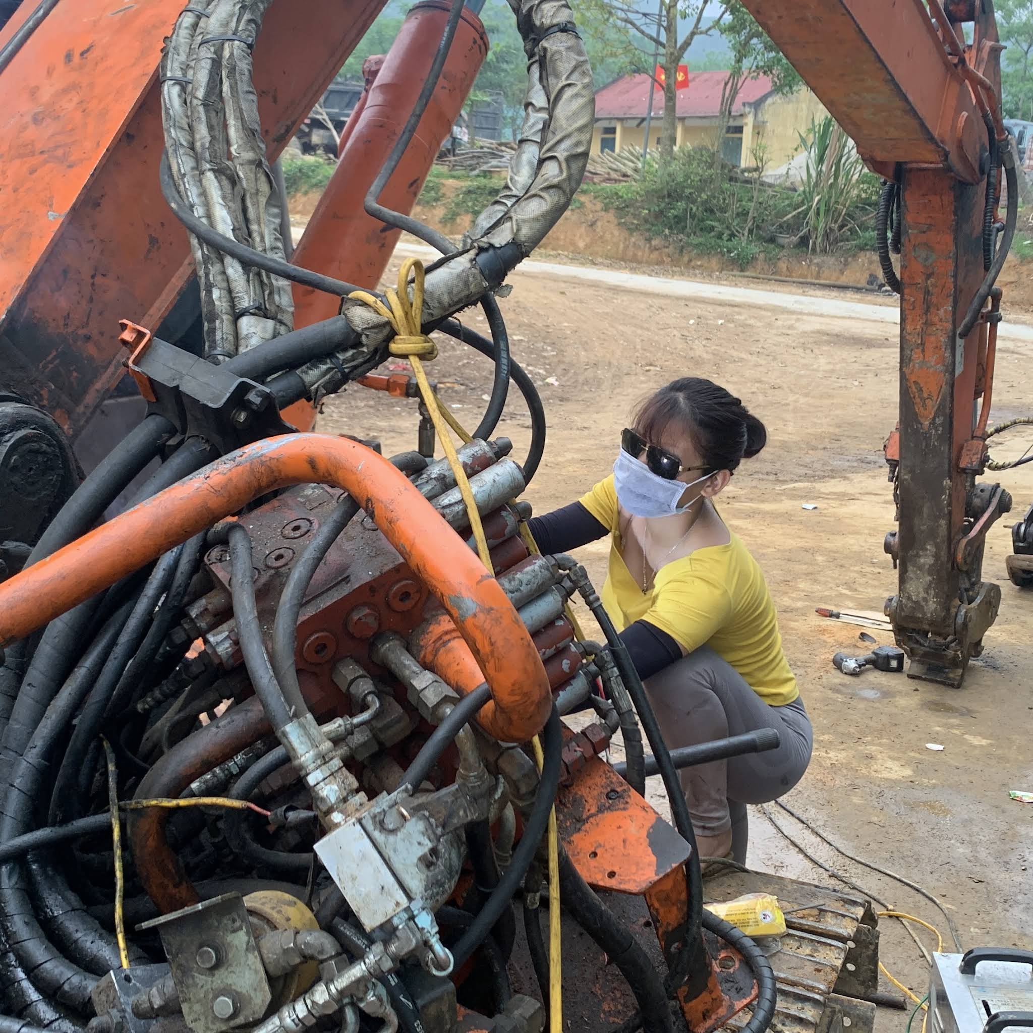 Post from LÝ TIỂU HẰNG
