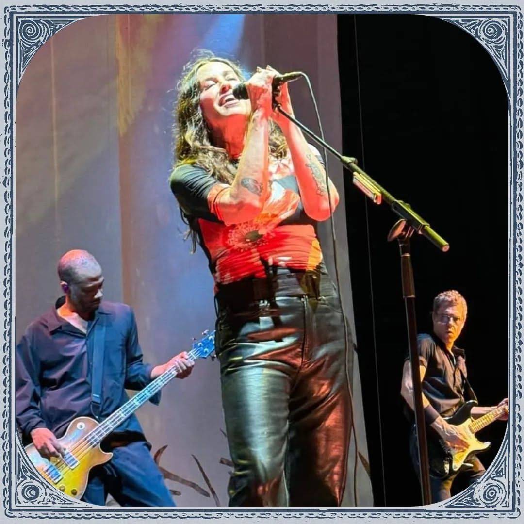 Post from Alanis Brasil - Join Us