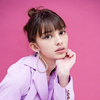 Poll from Anna cool 🌟