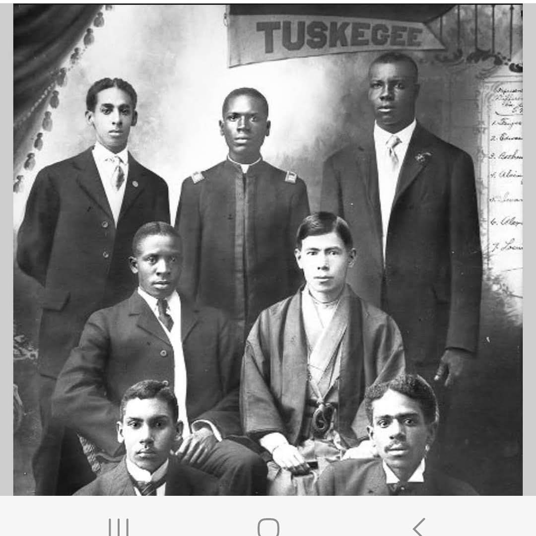 Post from Ericka Williams Classy Climb Smartphone Money