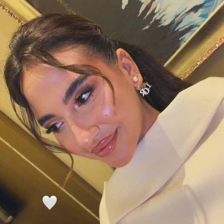 Post from Chaima 7431