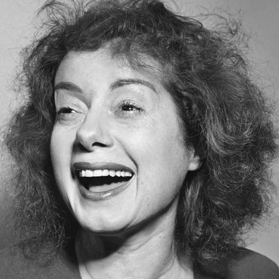 Elsa Lanchester - Topic - YouTube