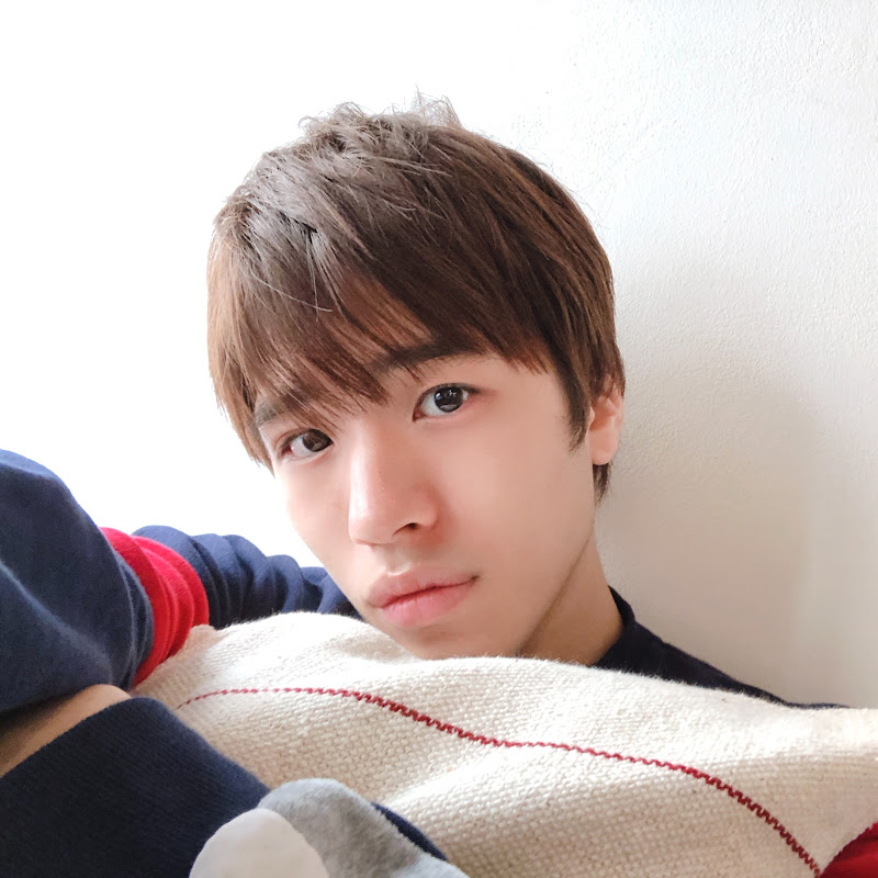 人気YouTuber、リョウケン / RYOKENの総収入がすごい！？その収益を年収・時給まで徹底分析！