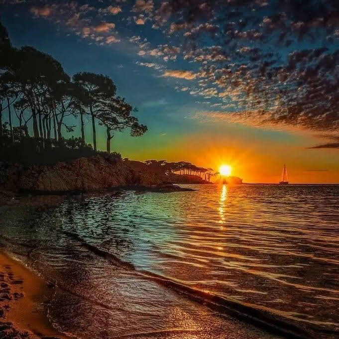 Post from No One Any Moore