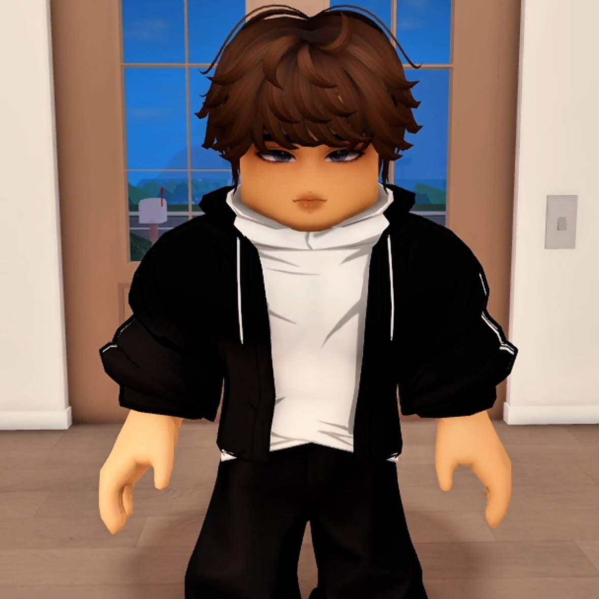 Post from Royale Luna