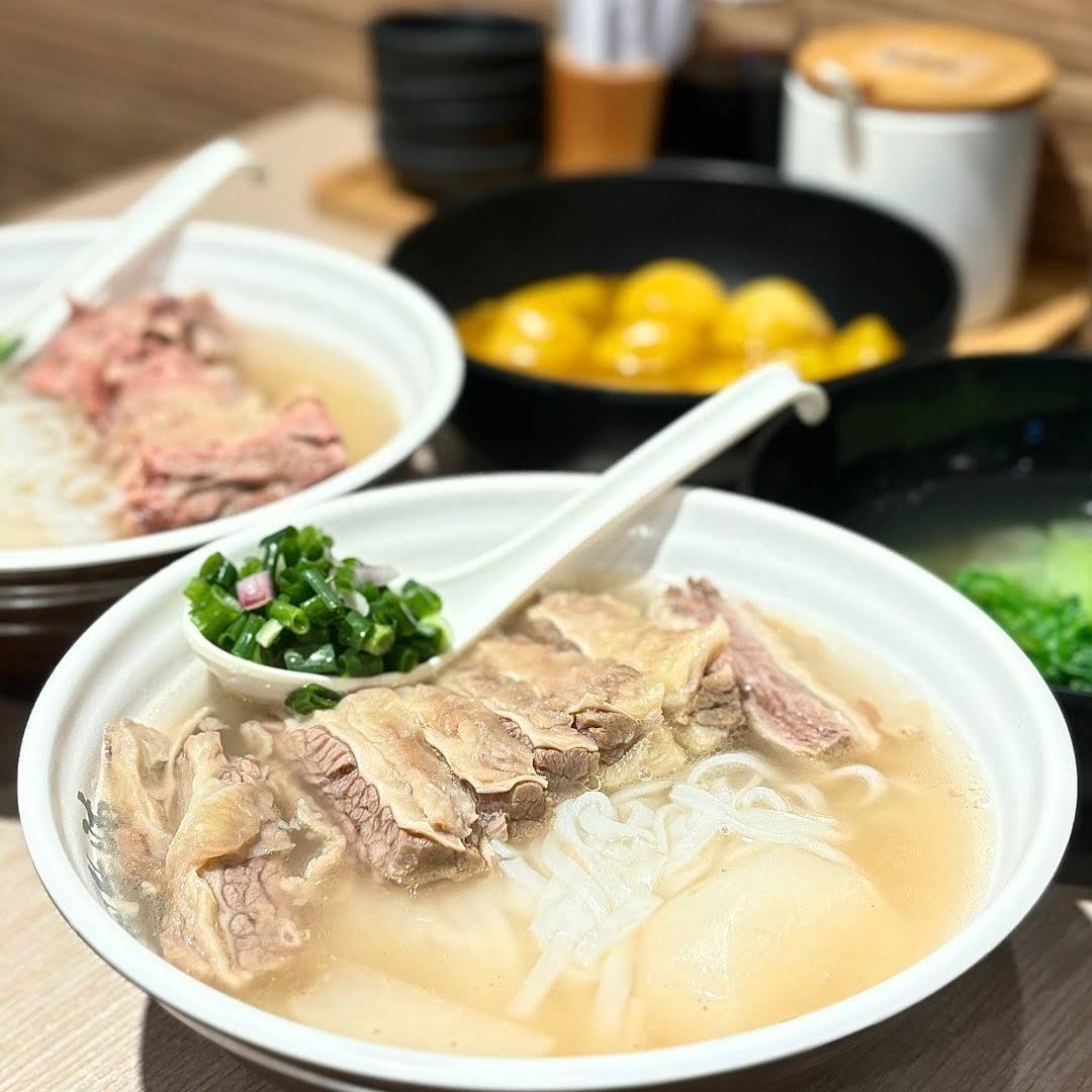 Post from 852MIHKTV HK Walker