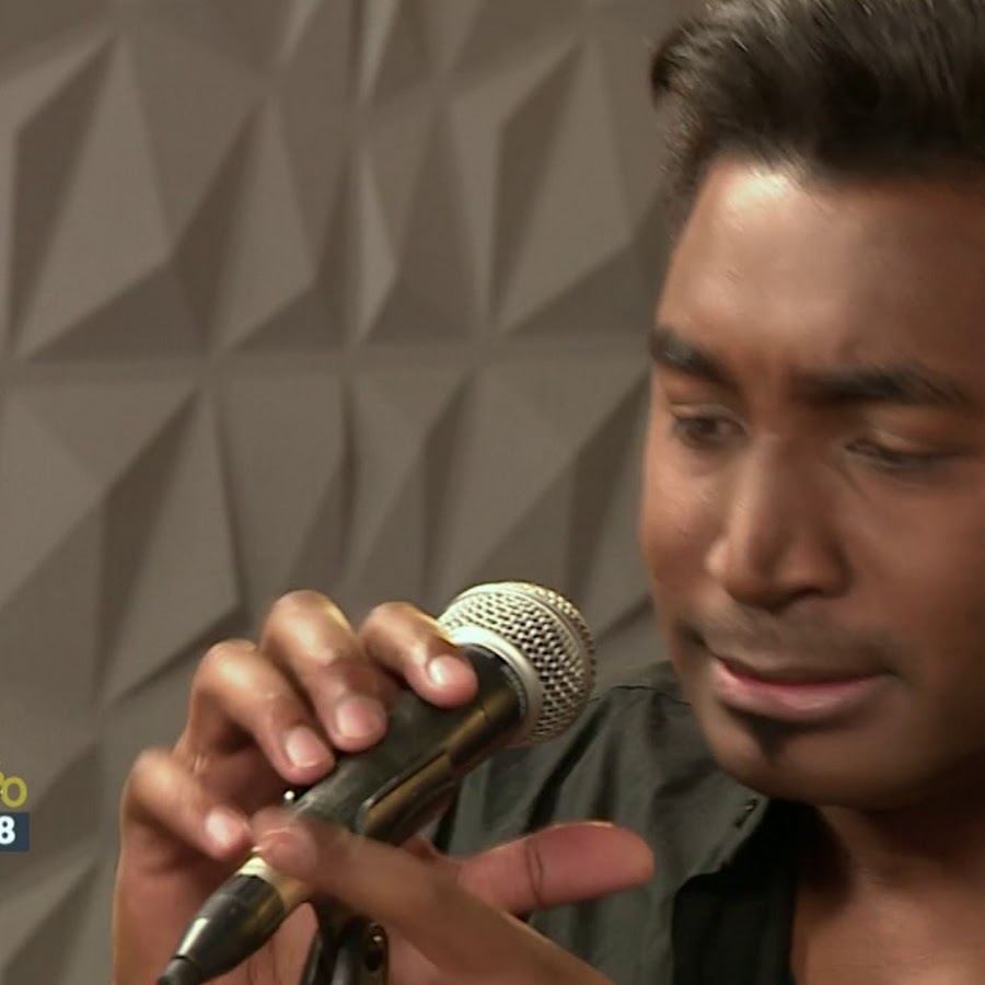 Emo Adams - Topic - YouTube