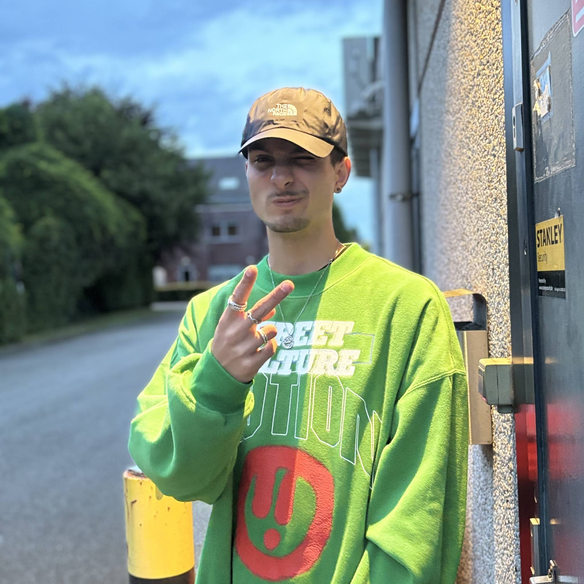 Post from YOUNG RINZ