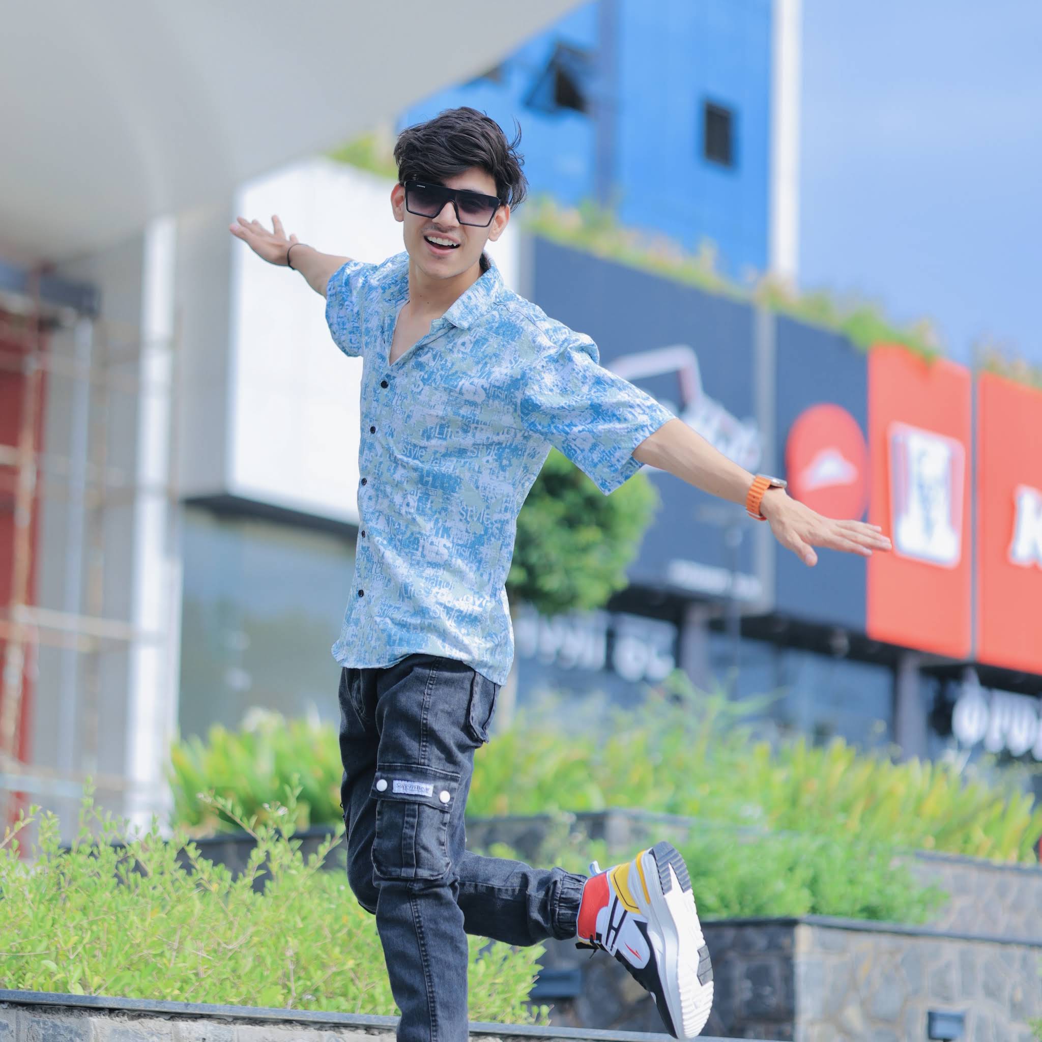 Post from Yashuu World