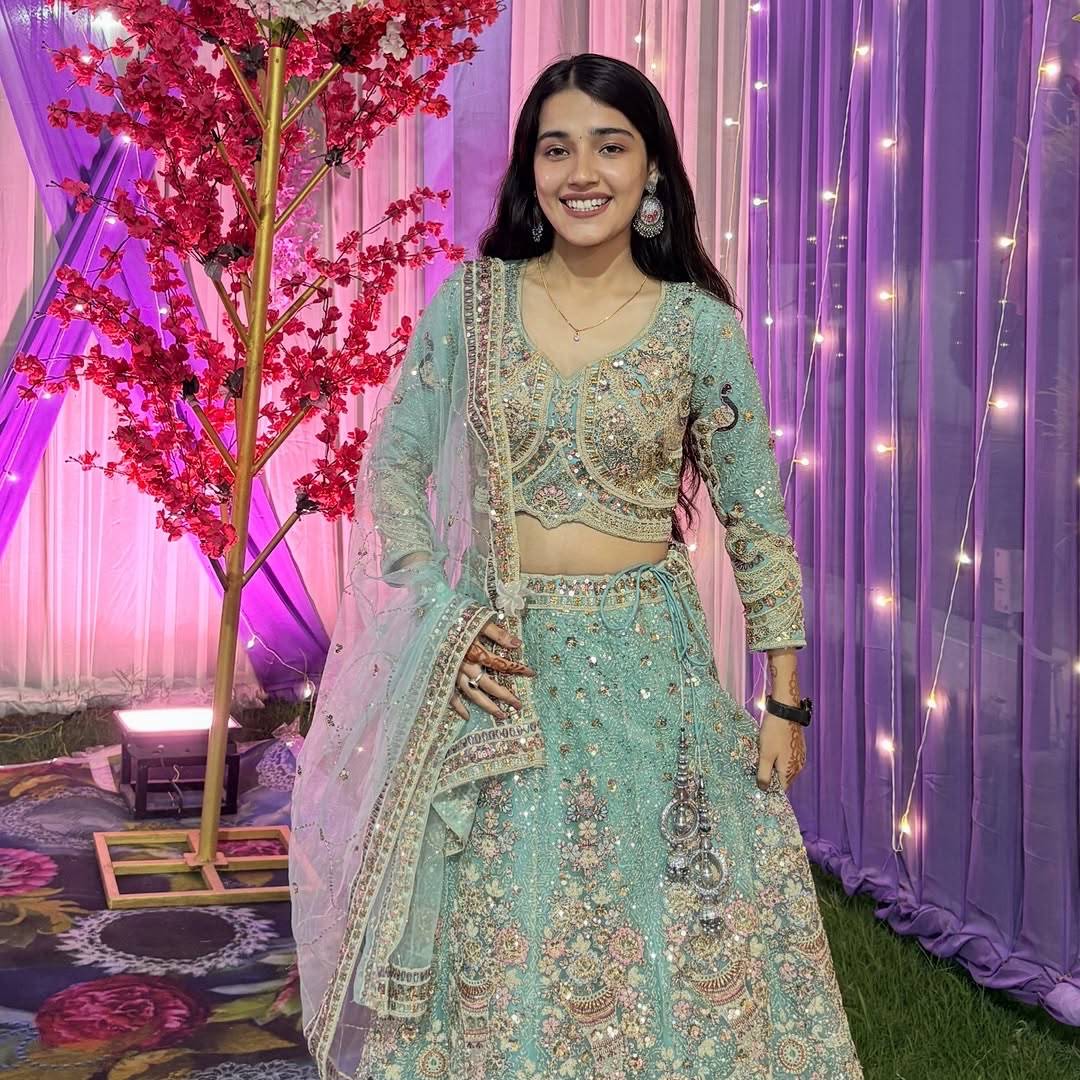 Post from priya rajput