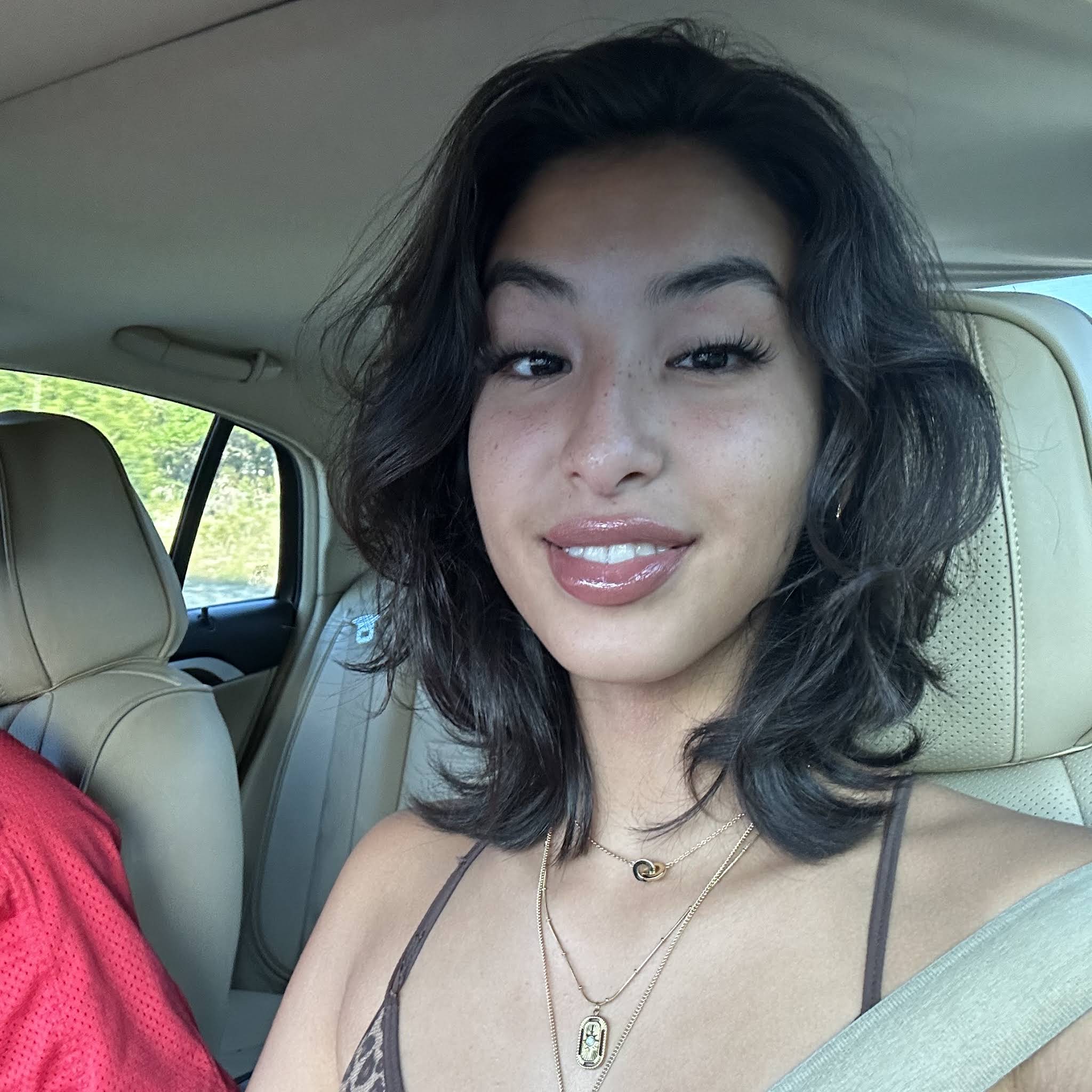 Post from VickyV ASMR