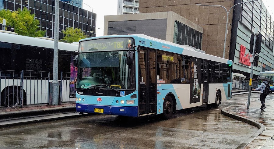 Transit Systems, Busways and CDCNSW buses in the rain at Parramatta ...