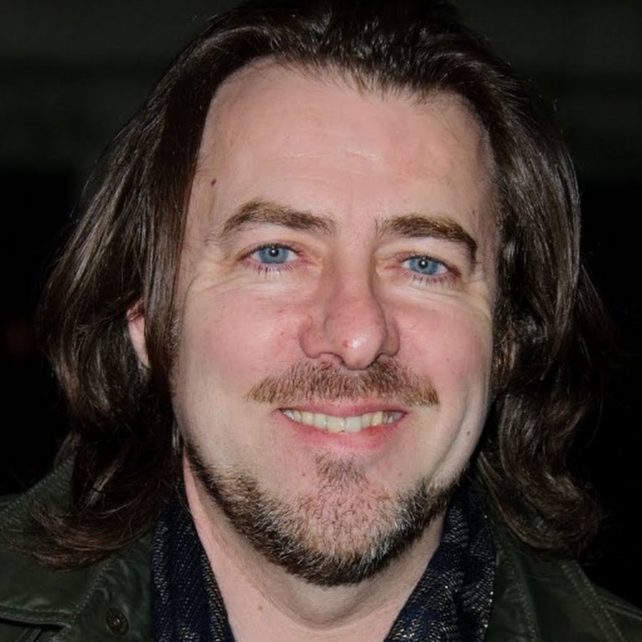 Jonathan Ross - Topic - YouTube