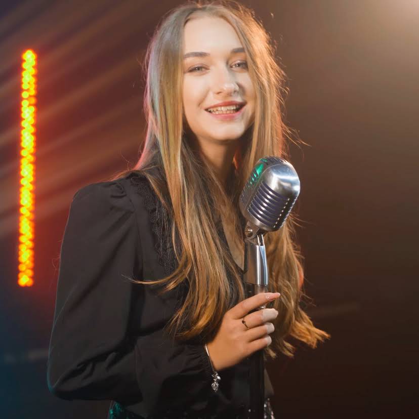 Post from Alexandra Parasca - Singer