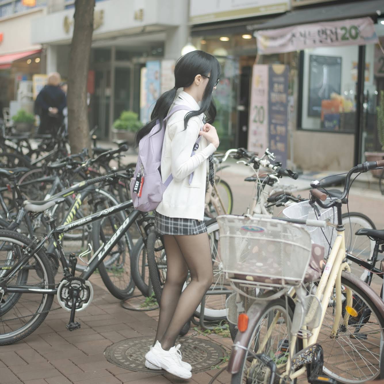 Post from Studio BOM [봄 春 SPRING]