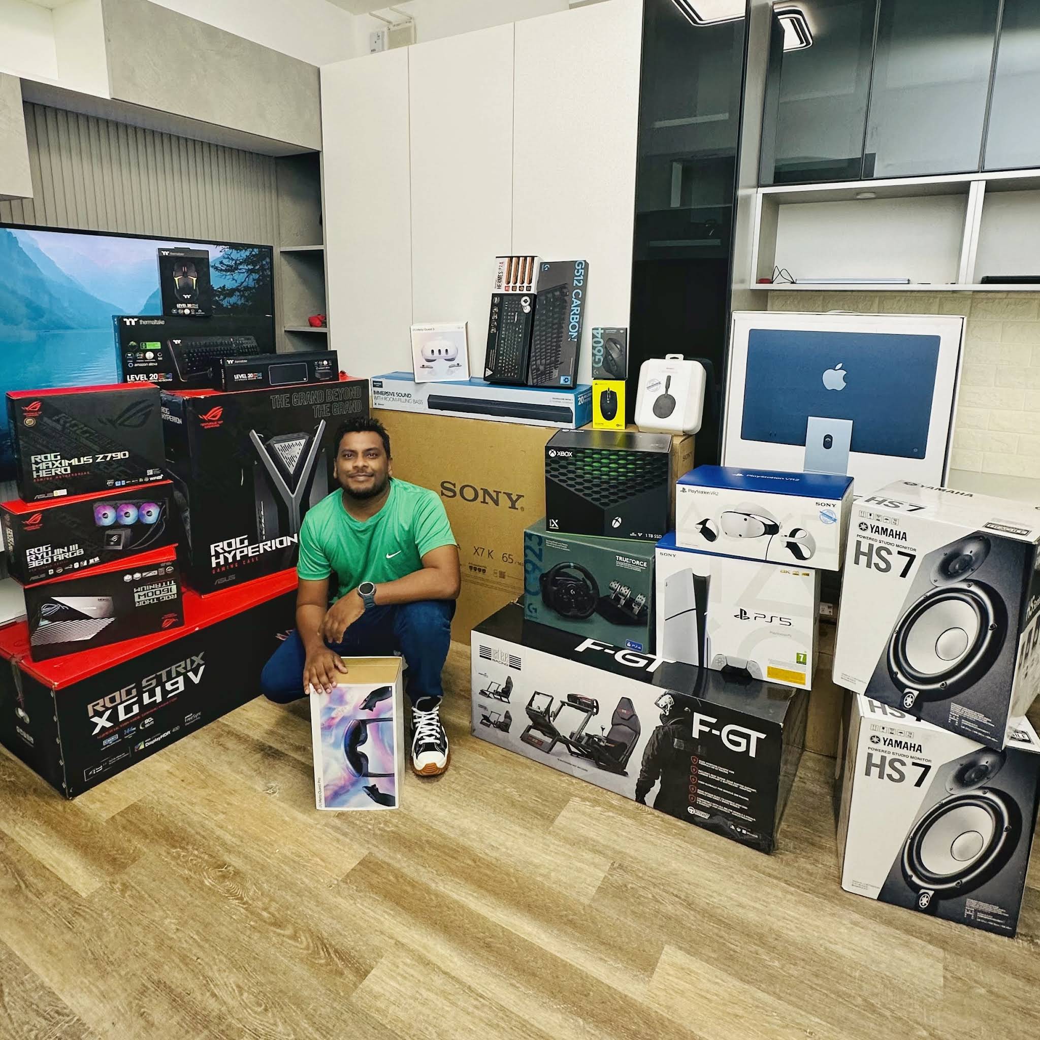 Post from Chanux Bro