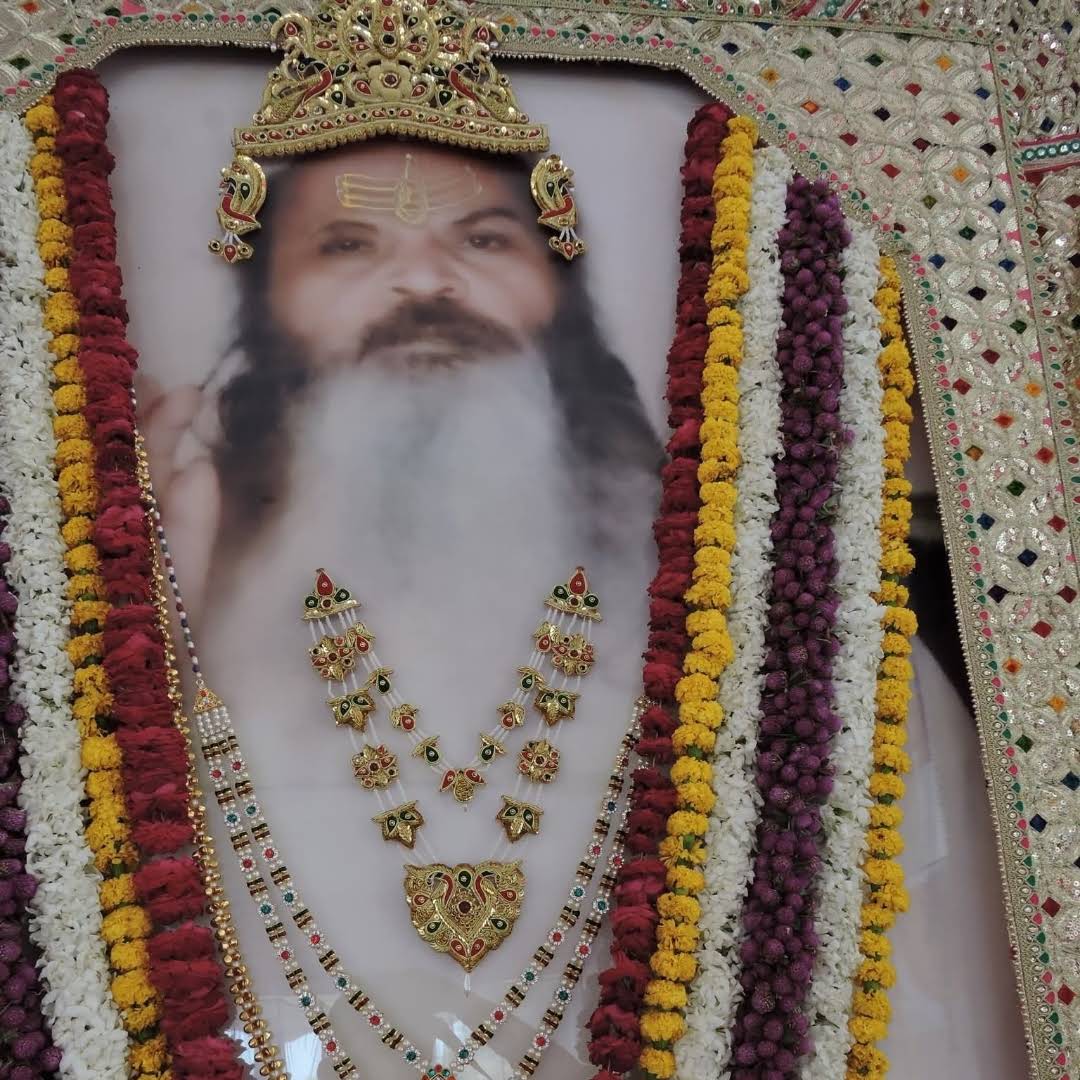 Post from Yogeshwar Maha Prabhu Ramlal Ji - Juhi Agarwal