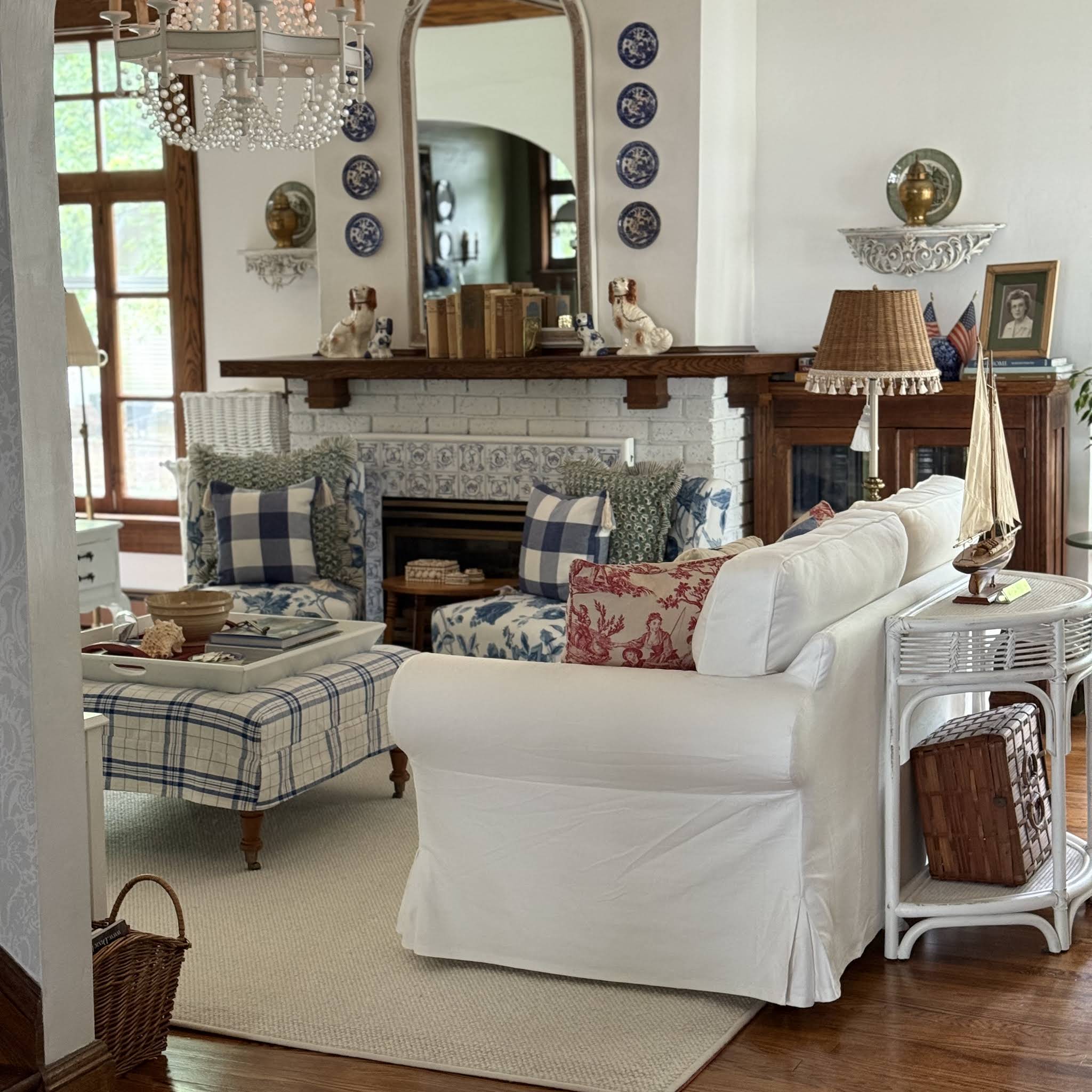 Post from Elizabeth's Old Maple Home