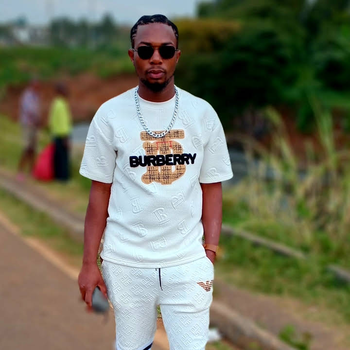 Post from REVOLUTION SHOW