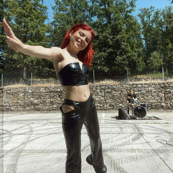 Post from Andreea Munteanu - Singer