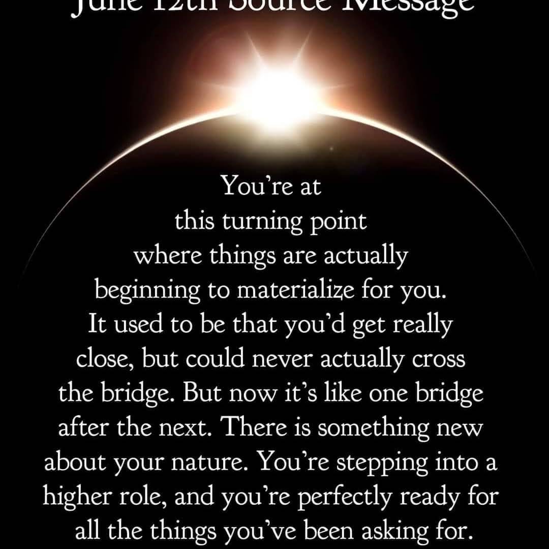 Post from 🌙 sublunar intuition 🧿️
