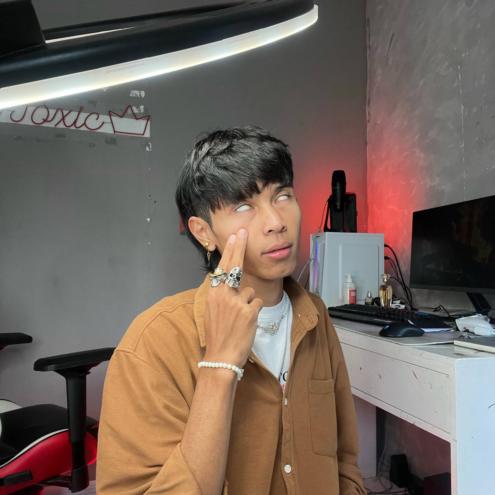 Post from Bos Daily Official