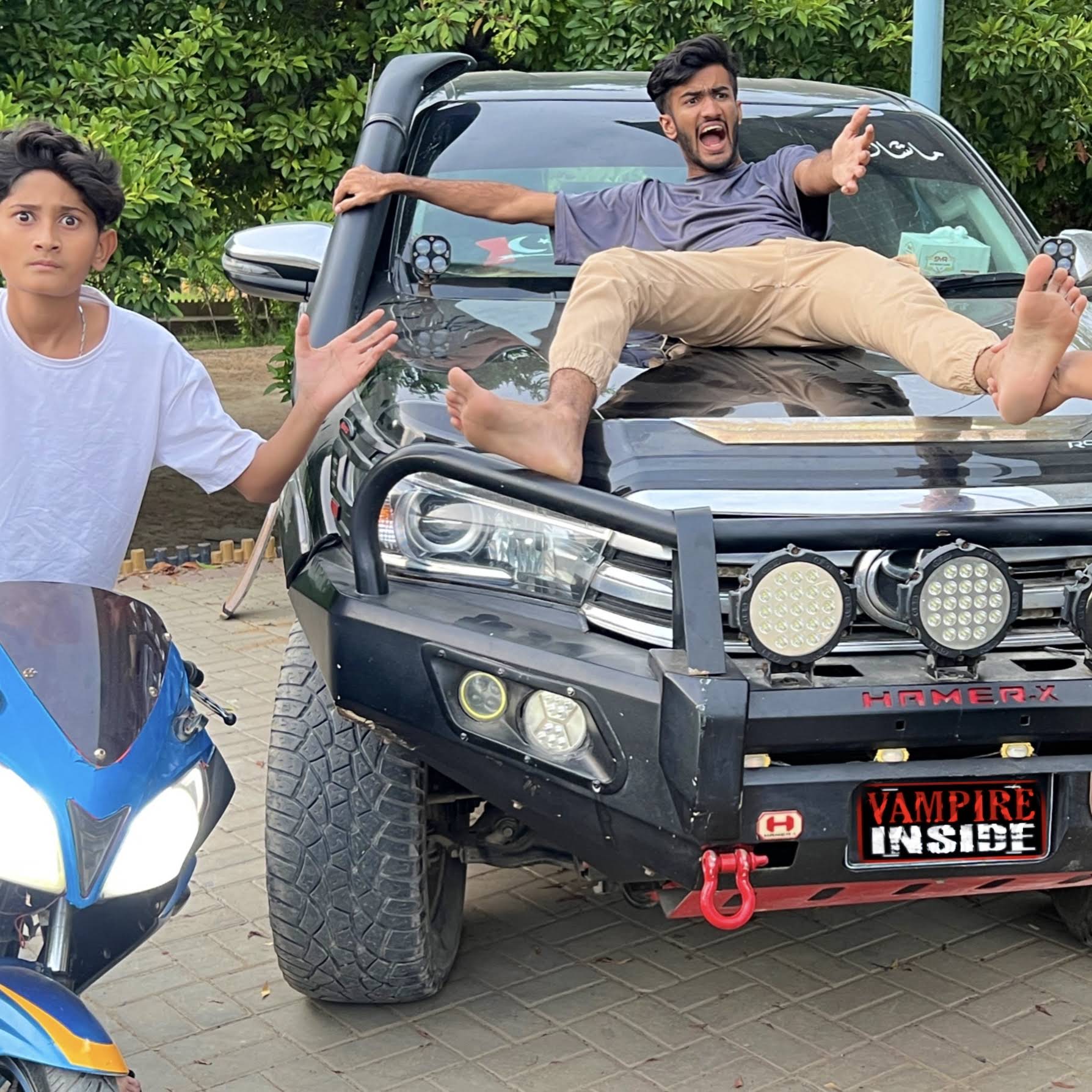 Post from VAMPIRE YT