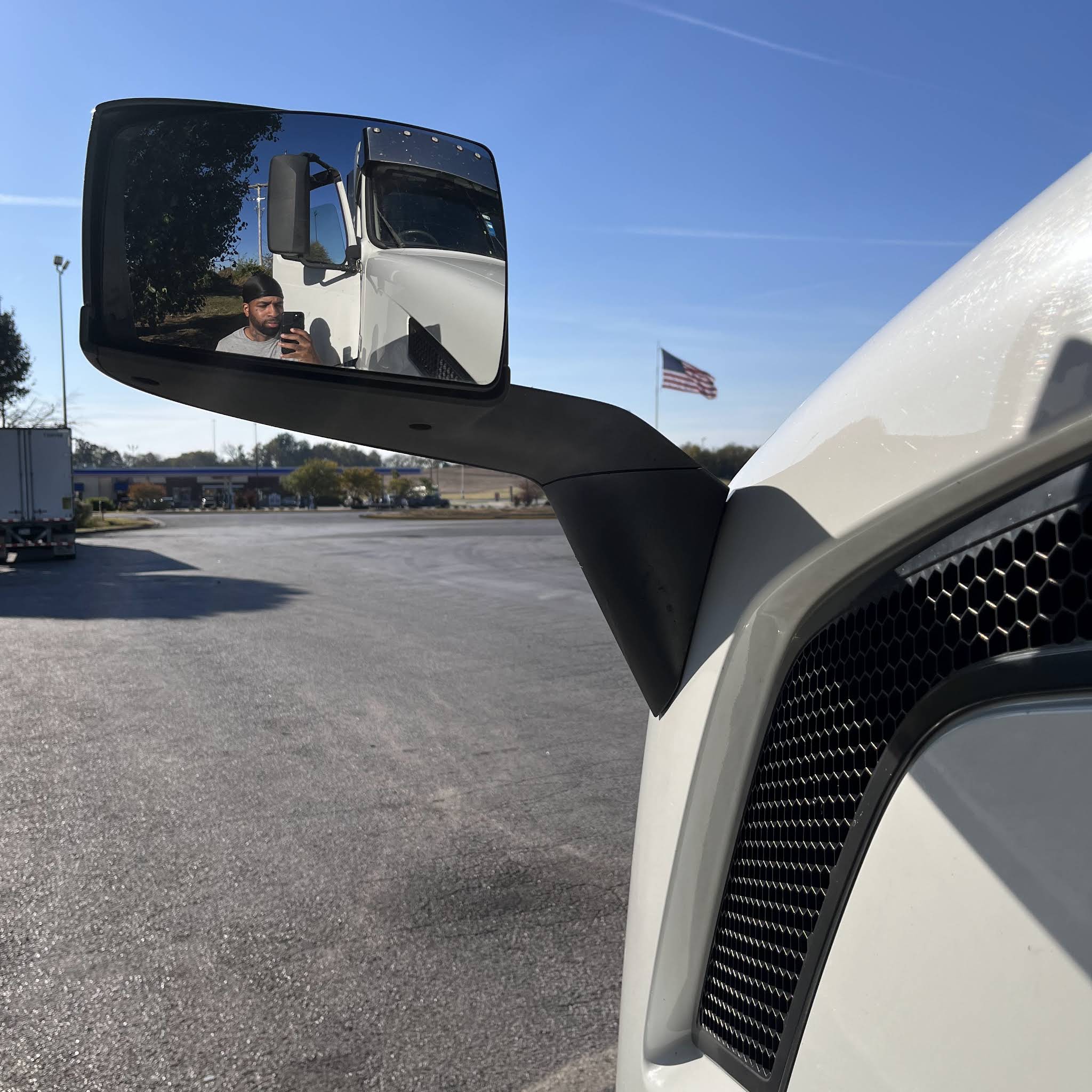 Post from Introvert Rockstar⚜️