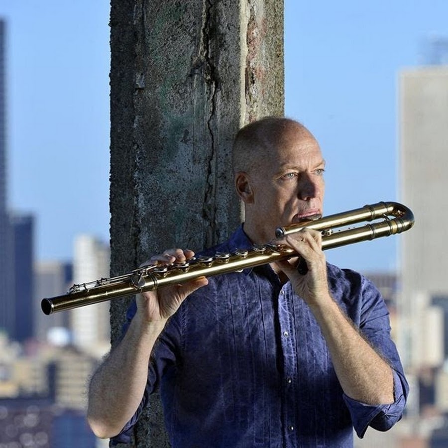 Wouter Kellerman - Topic - YouTube