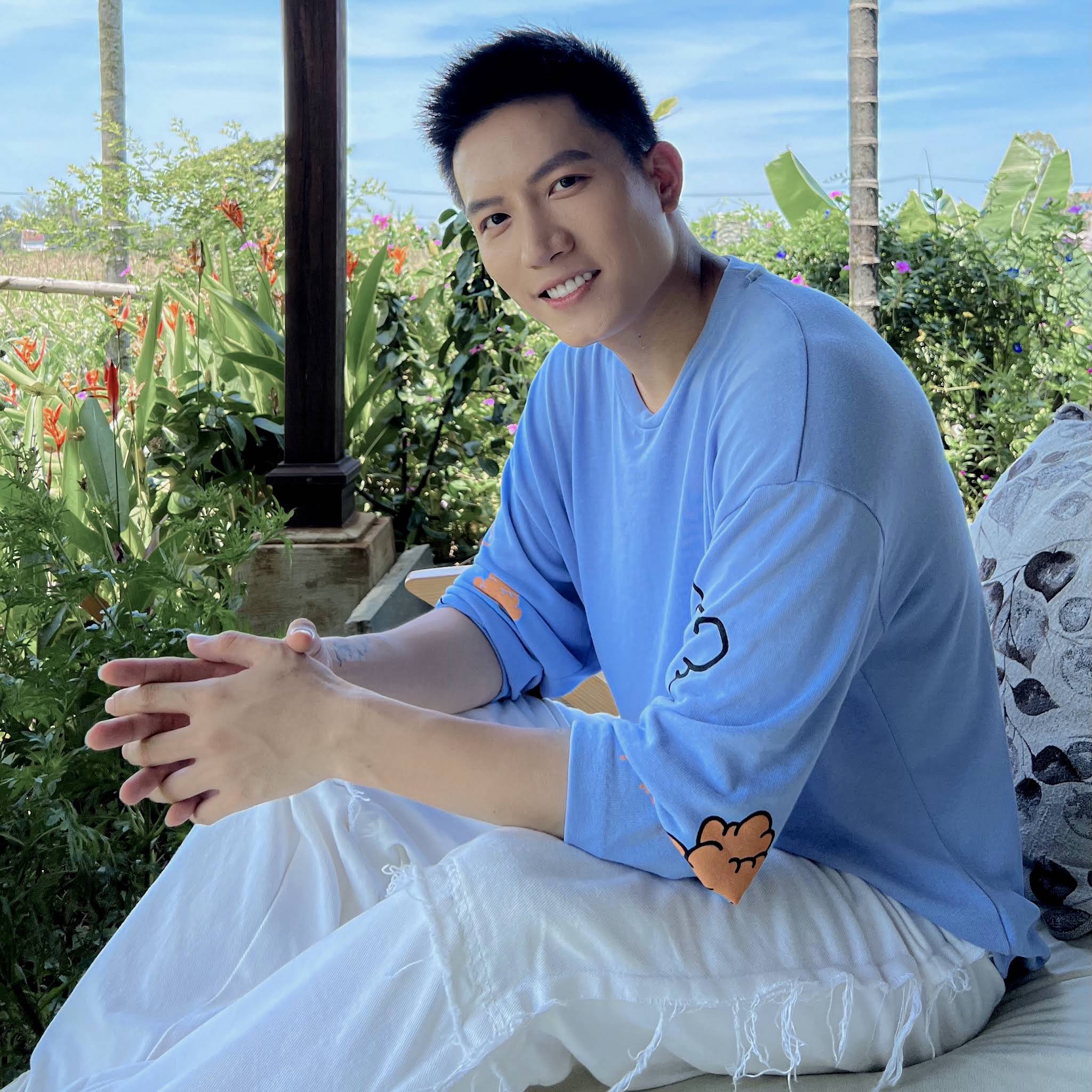 Post from Anh Tú Official