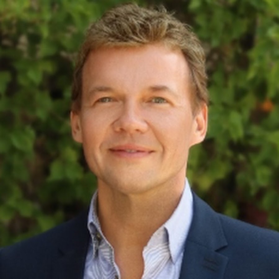 Raymond Douglas, MD PhD - YouTube