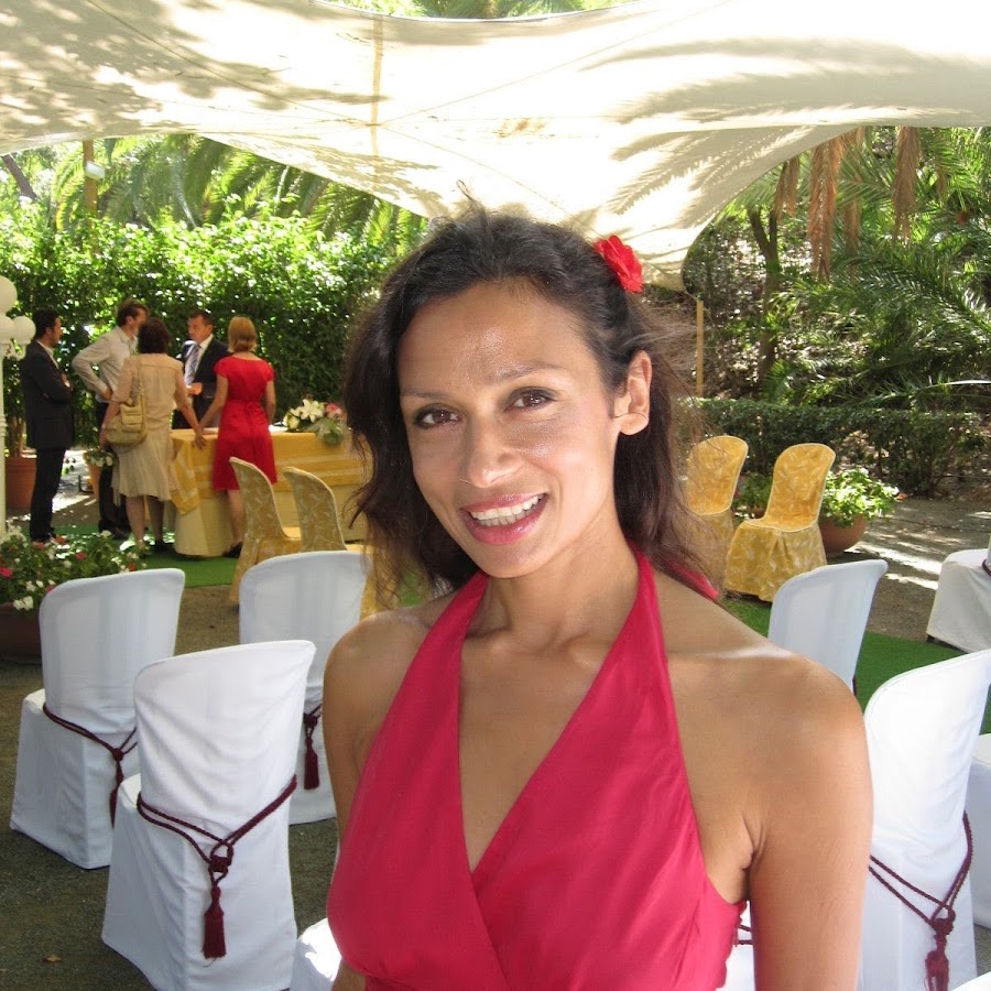 Lisa Francesca Nand - YouTube