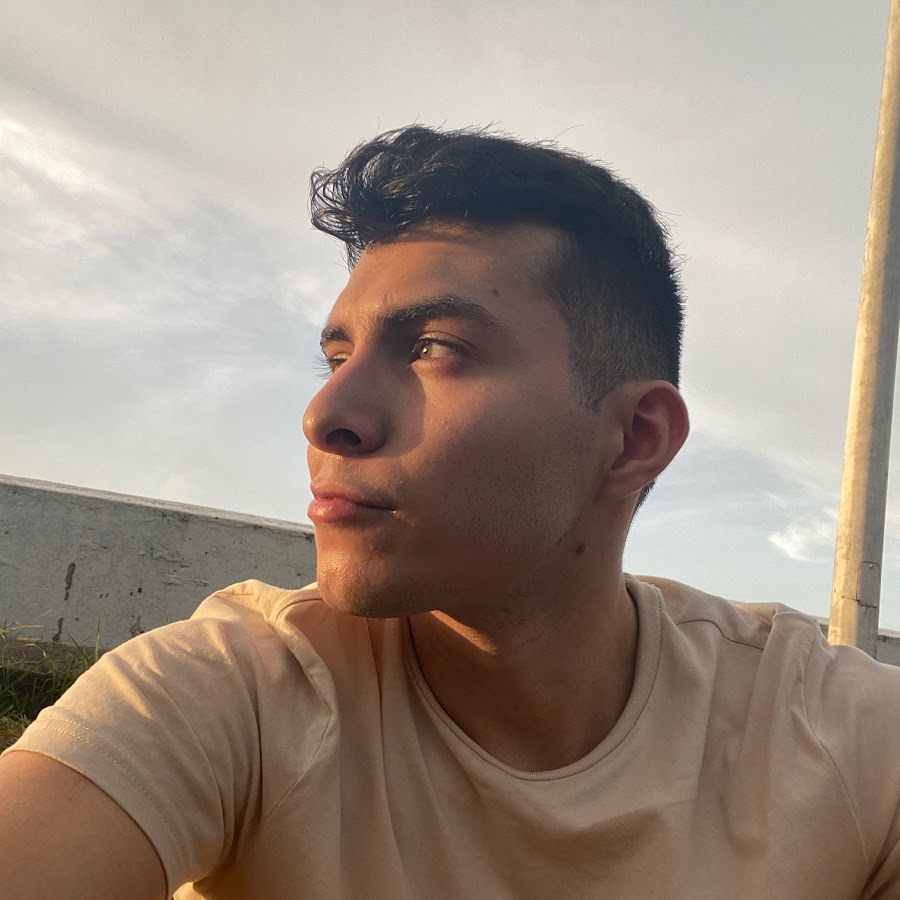 Adrian Piedra - YouTube