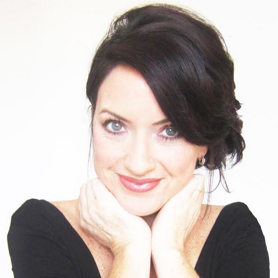 Alisa Burke - YouTube