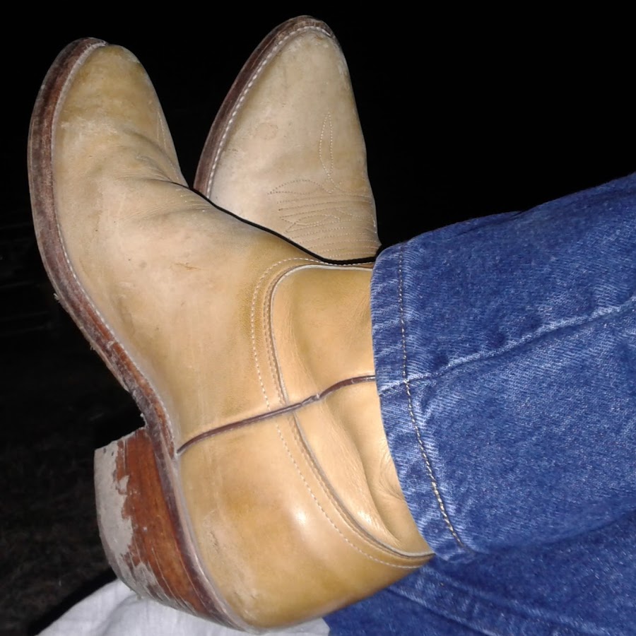 Cowboy BootMan - YouTube