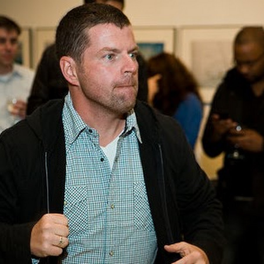Dave Holmes - YouTube