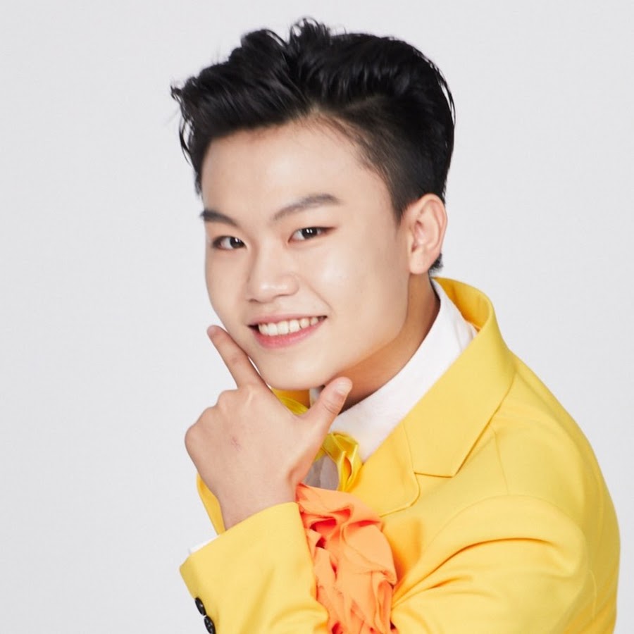 Official Little PSY HMW - YouTube