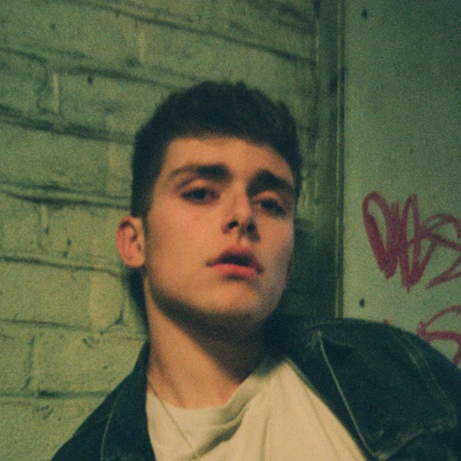 Charlie Jones - YouTube