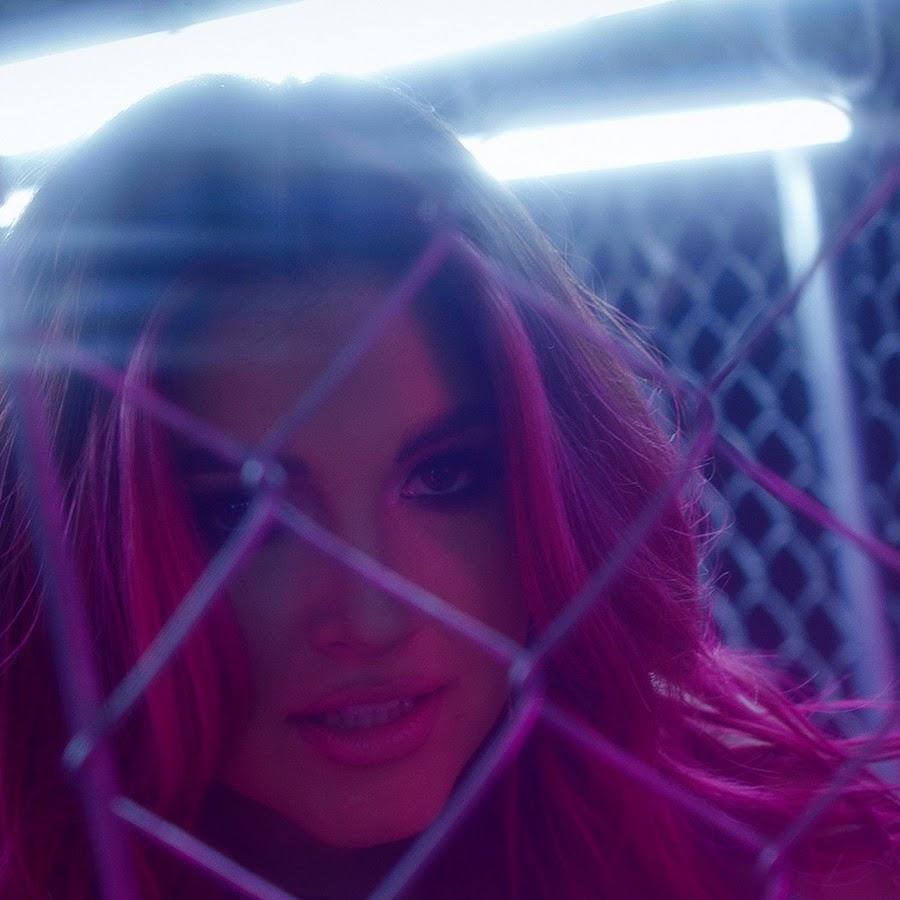 Katrina Stuart - YouTube