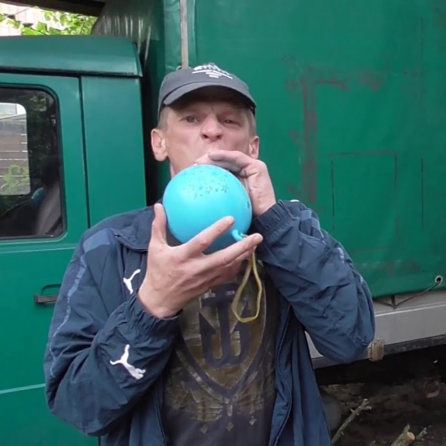 Major Suchodolski i Kononowicz - YouTube