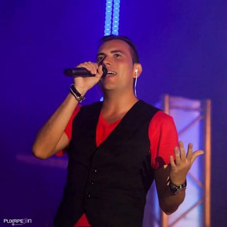 Pablo Plaza Singer - YouTube