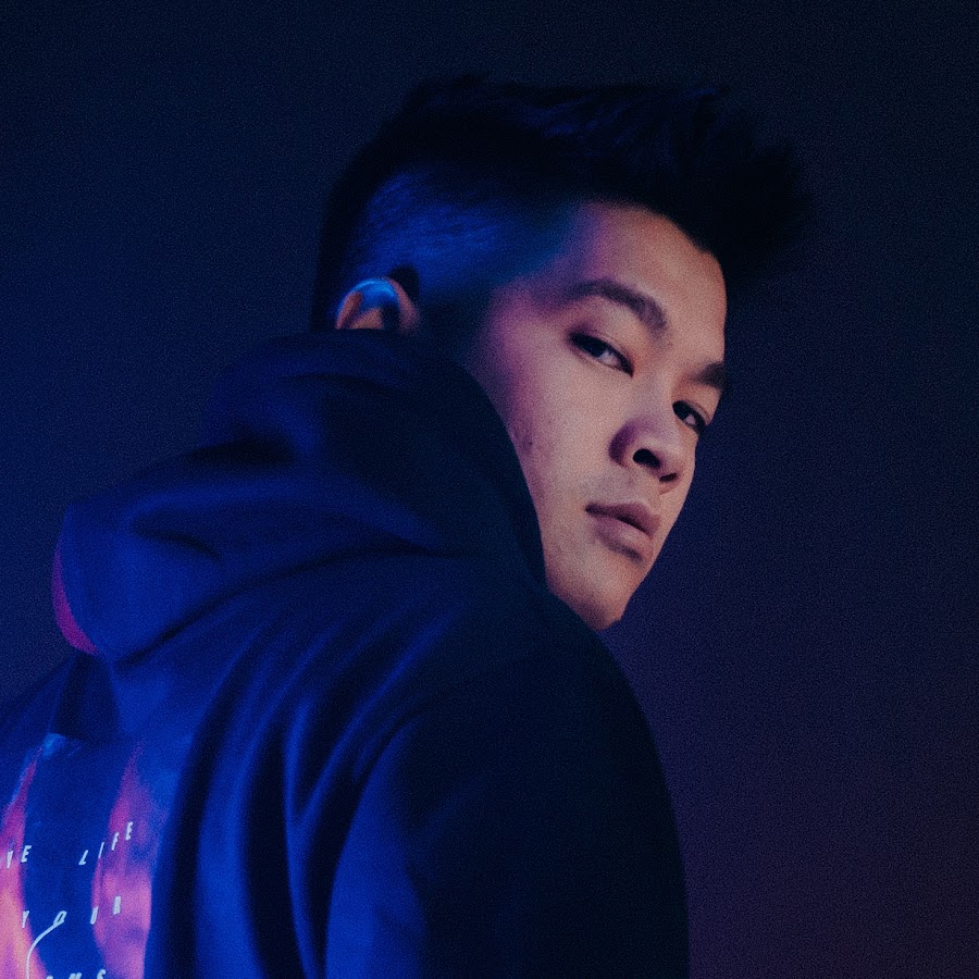 Jonathan Liandi - YouTube