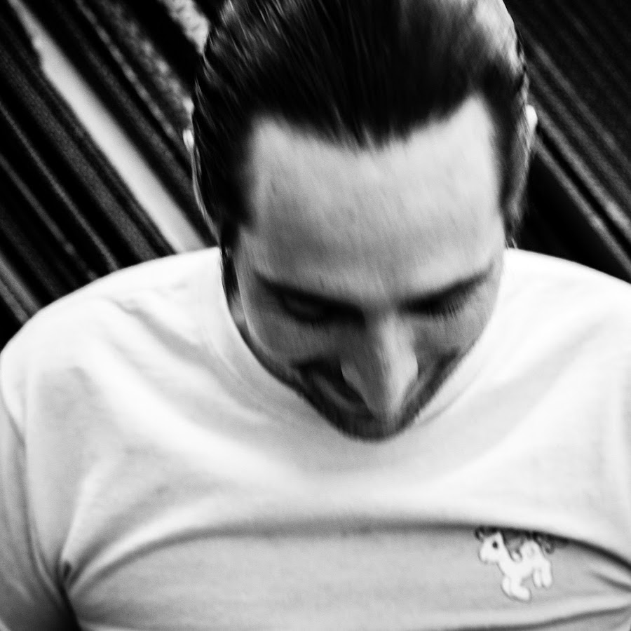 Justin Dean - YouTube