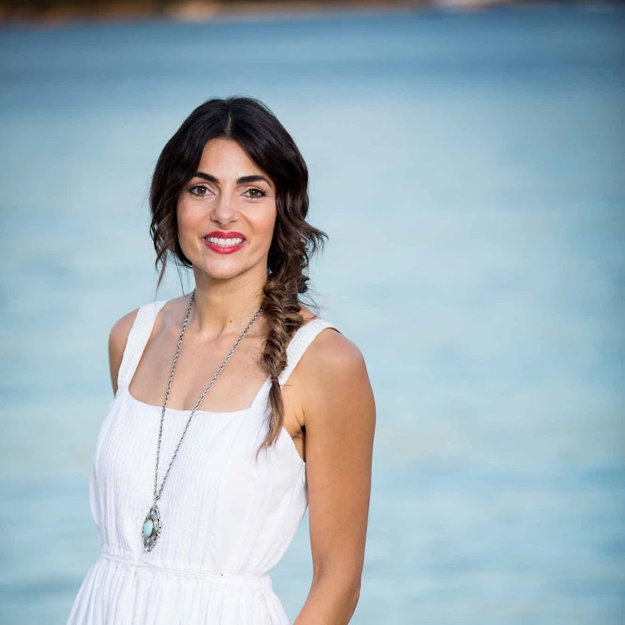 Silvia Colloca - YouTube