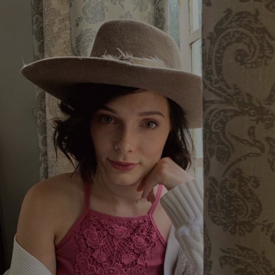 Alexandra May TV - YouTube