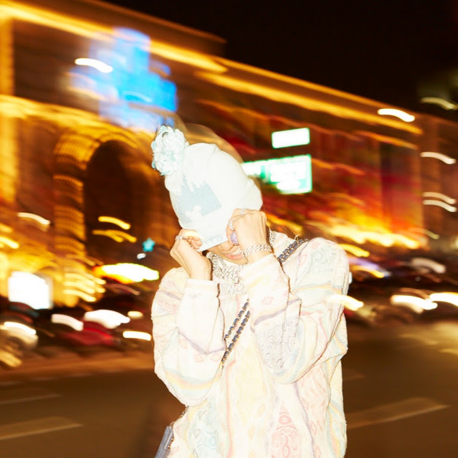 Loopy Official - YouTube