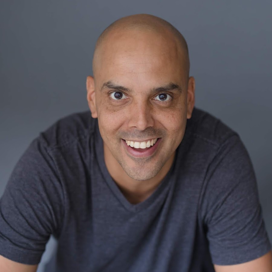 Omar Gonzalez Photography - YouTube