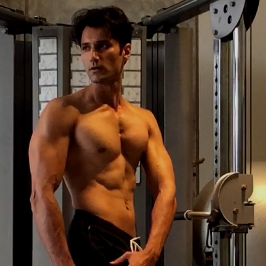 Fabulous Body - YouTube